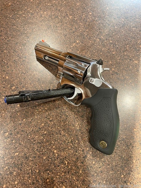 Taurus 941 .22 Magnum Nickel - Revolvers at GunBroker.com : 1023087927