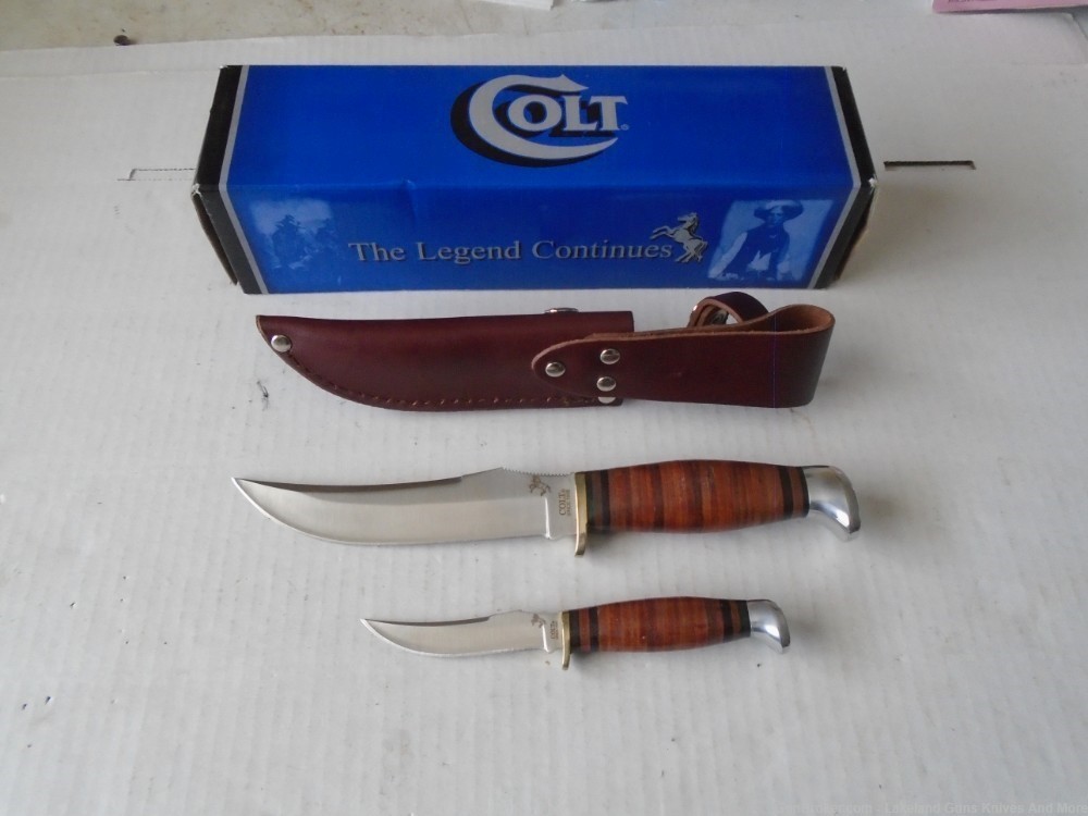 RARE NIB Colt Leather Handle Twin Hunting Knife set CT295-CT296 (CT426 ...
