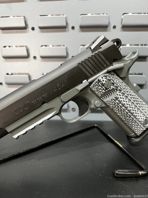 Colt 1911 Government Rail Gun M45A1 O1070CQB Two Tone 45 ACP - Semi ...