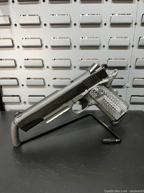 Colt 1911 Government Rail Gun M45A1 O1070CQB Two Tone 45 ACP - Semi ...