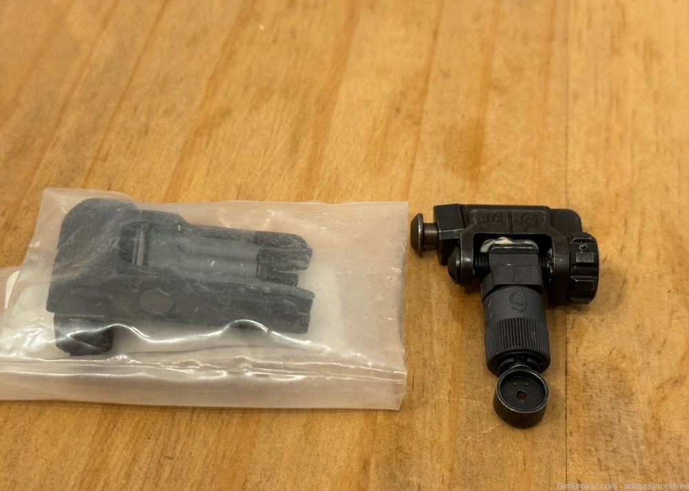 KAC Knights Armament Micro Rear Back Up Iron Sight & M4 Front 99051 ...