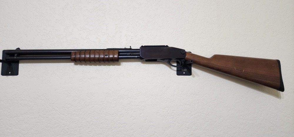 Timber Wolf - .357 Magnum - Pump Action Israeli Military Industries ...