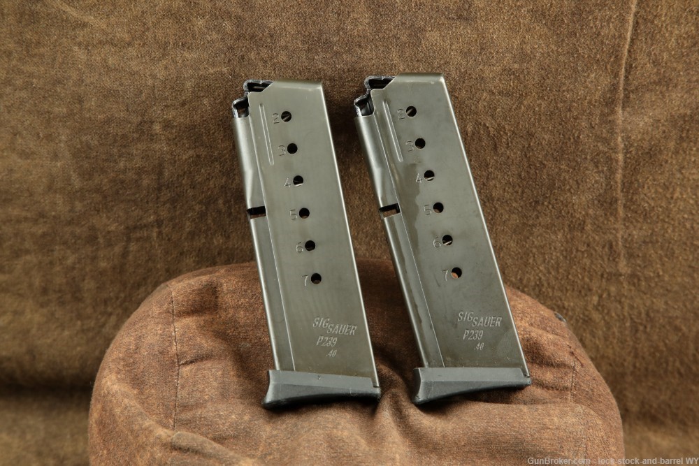 Sig Sauer P239 .40 S&W Semi-Auto DA/SA Carry Pistol w/ Case & Magazines ...