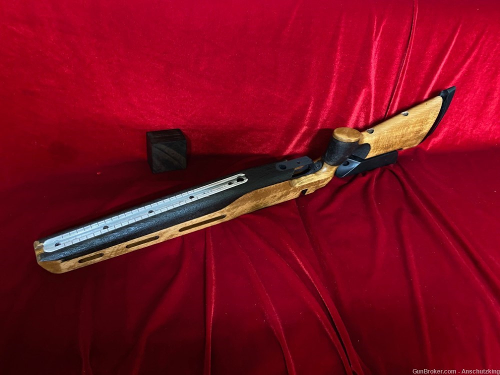 Anschutz 1907 Walnut stock, UIT rail, Trigger guard & Butt Plate ...