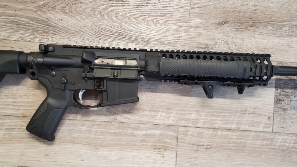 LWRC Piston Gun AR15 M6A2 Rifle in 5.56NATO *Like New* - Semi Auto ...