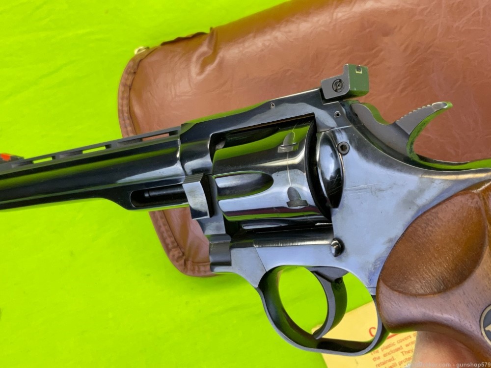 Vintage Dan Wesson V22 22 LR Rimfire Gloss Blued Monson 6 In WIth Case ...