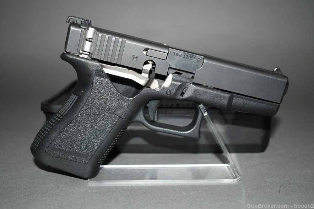 Glock 19 Gen 2 9mm Semi Auto Pistol Cutaway W Box READ - Semi Auto ...