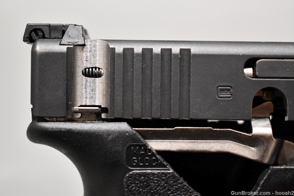 Glock 19 Gen 2 9mm Semi Auto Pistol Cutaway W Box READ - Semi Auto ...