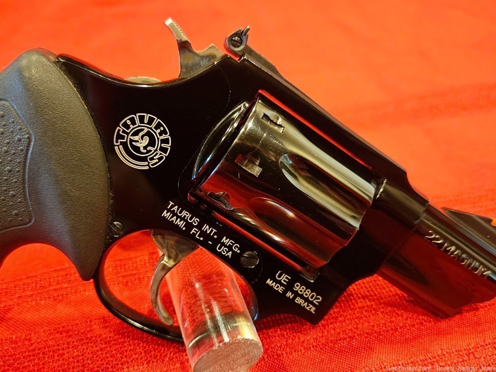 Discontinued Taurus Ultra-Lite Model 941 in .22 Magnum - 8 Shot ...