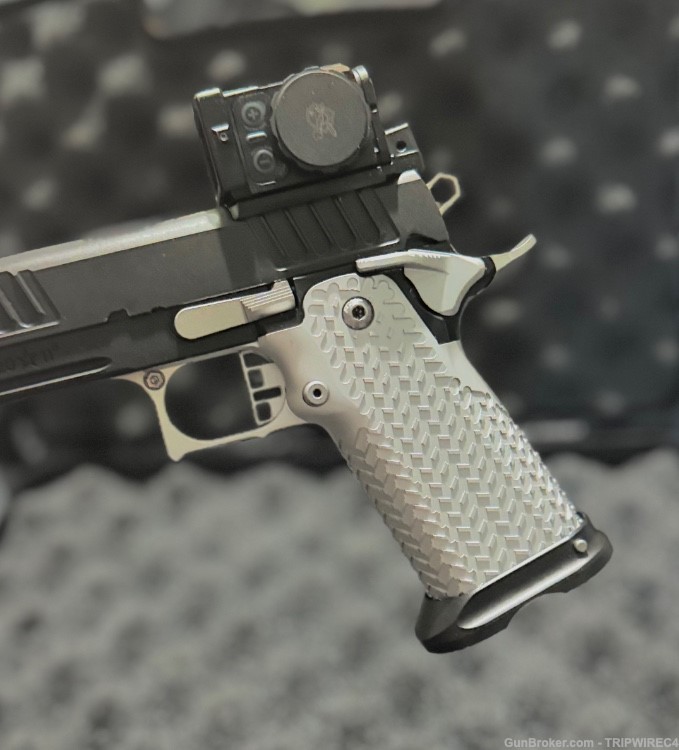 NEW Staccato C2 DUO, DLC Barrel, Aimpoint ACRO Optic Ready, Cheely L2 ...