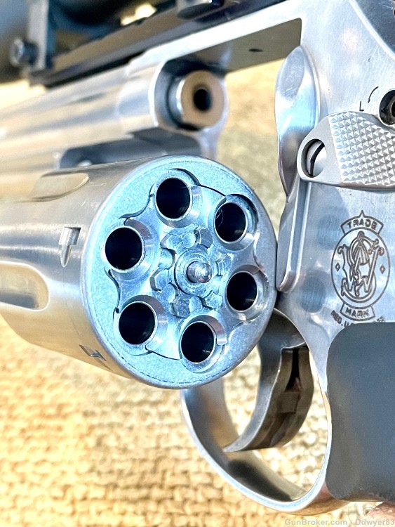 Rare S&W 647 in .17 HMR! One year only! Stainless 8-3/8” Bushnell scope ...