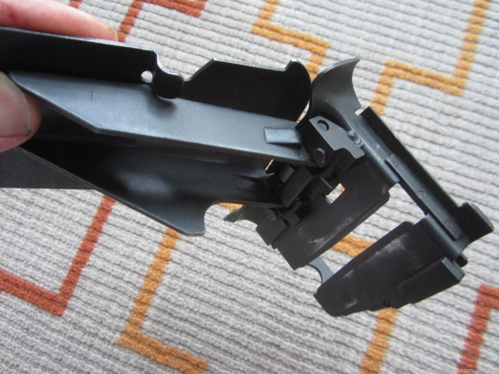 USGI complete feed tray + ammo hanger assembly for M60 - Class 3 Parts ...