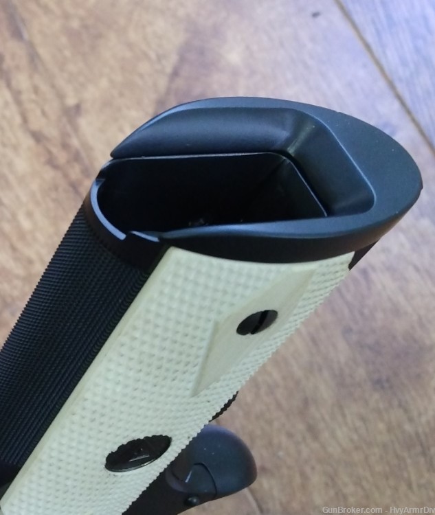 Colt 1911 Custom Engraved .45 (Larry Vickers "Class" Pistol) - Semi ...