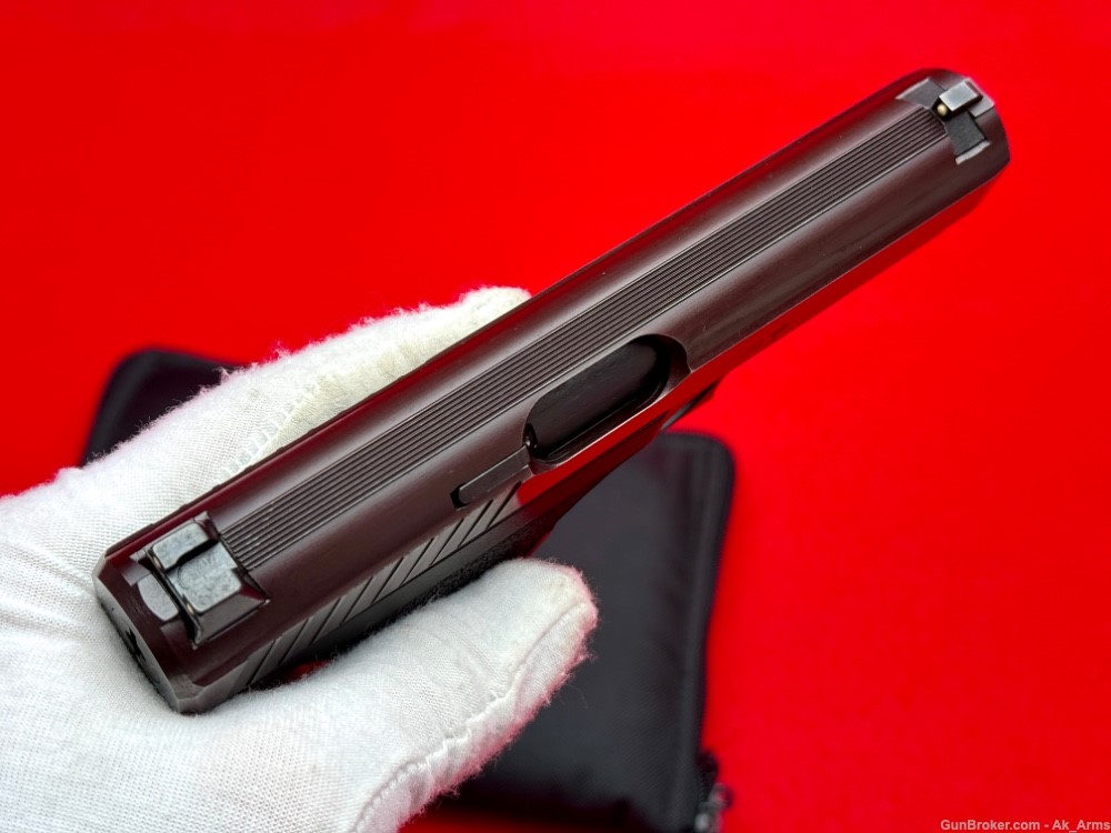 RARE 1984 HK P7 Squeeze Cocker 9mm Pistol w/Case *COLLECTOR PLUM SLIDE ...