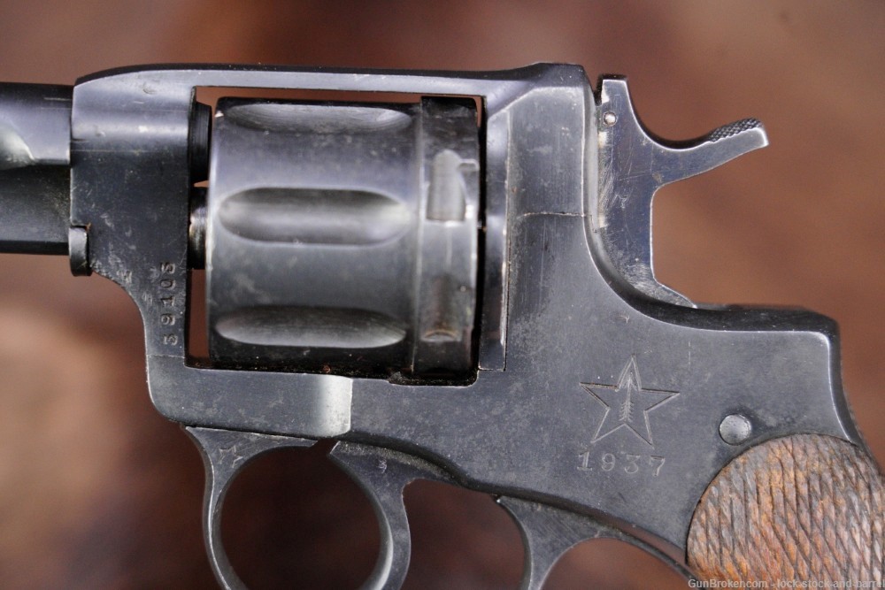 Tula Arsenal Russian Nagant 1895 7.62x38R SA/DA 7 Shot Revolver 1937 C ...