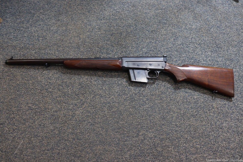 Remington Model 81 Deluxe Rifle with drop magazine Cal. 35 Rem (SN#2997 ...