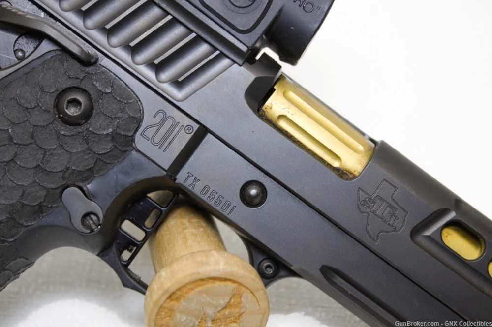 RARE STI 2011 DVC Carry HOST Package w/ Trijicon SRO PENNY START ...