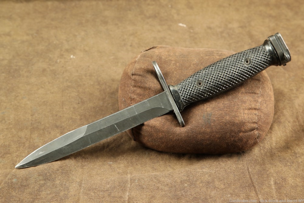 2x Imperial / Conetta M7 Bayonets For M16 AR15 Rifles With M8A1 Sheaths ...
