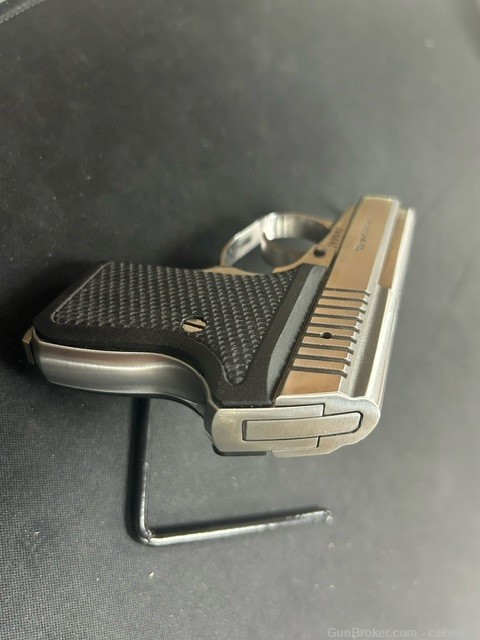 L.W. SEECAMP 32 ACP LWS-32 POLISHED STAINLESS - Semi Auto Pistols at ...