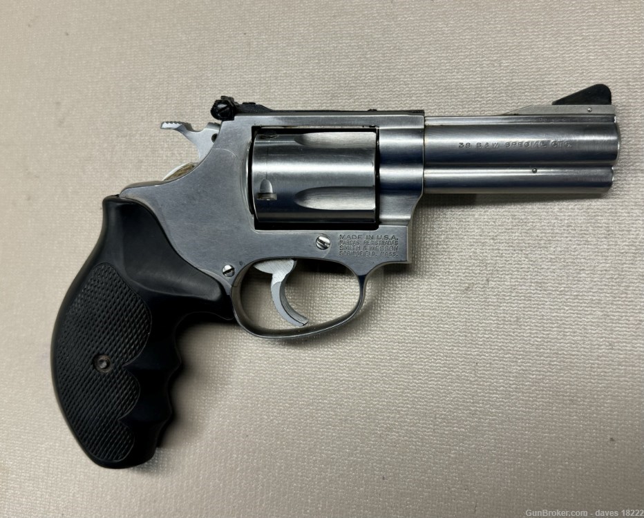 Smith and Wesson Model 60 3 inch 38 Special 60-4 - Revolvers at ...