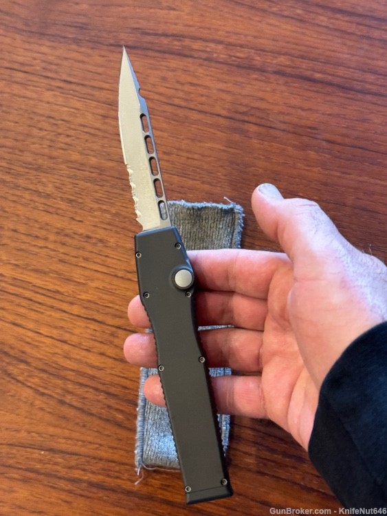 Microtech HALO II 04/1998 - RARE!! - Automatic Knives at GunBroker.com ...