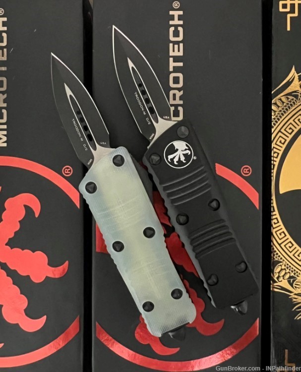 PAIR OF MINI TROODON D/E from MICROTECH - Automatic Knives at GunBroker ...