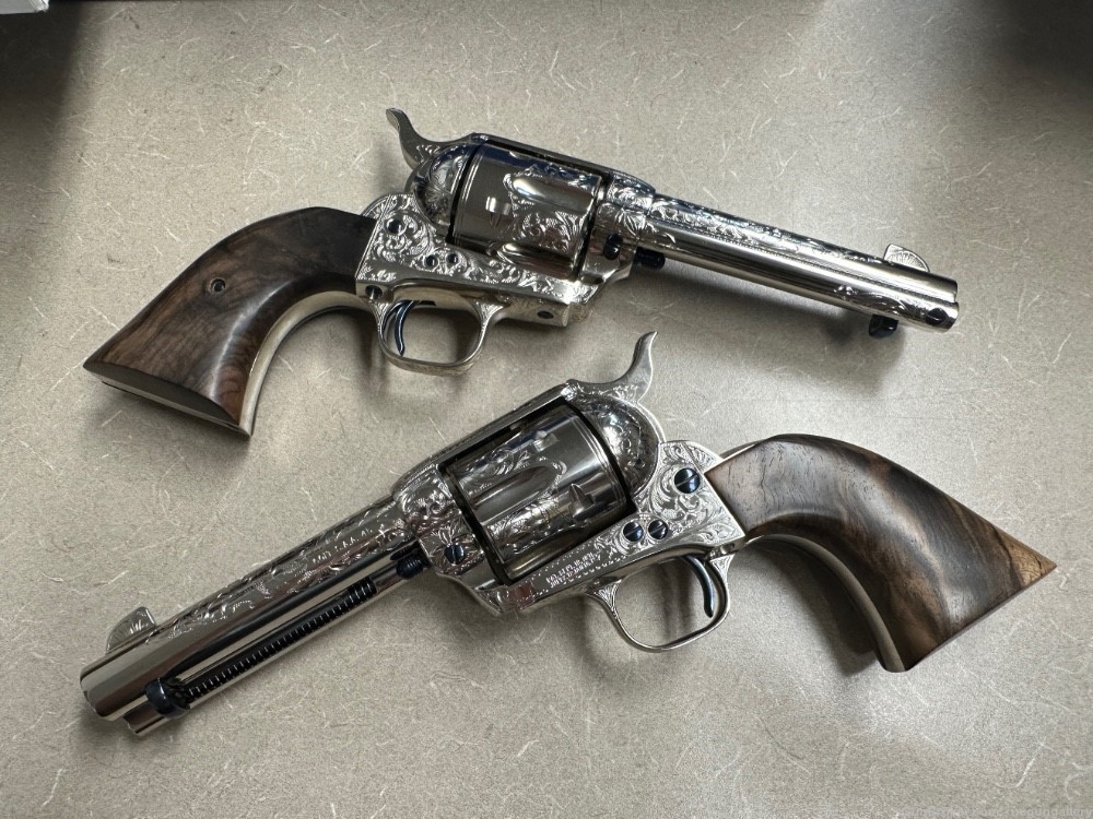 Colt SAA 45Colt 4,75" CONSECUTIVE PAIR Engraved w/ Turkish Walnut Grips ...