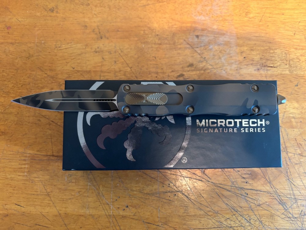 Microtech Dirac delta signature series coyote camo - Automatic Knives ...
