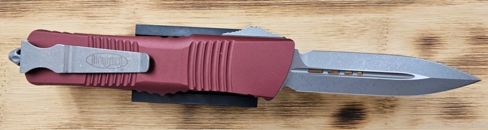 Microtech Combat Troodon D/E Apoc Standard Merlot - Automatic Knives at ...