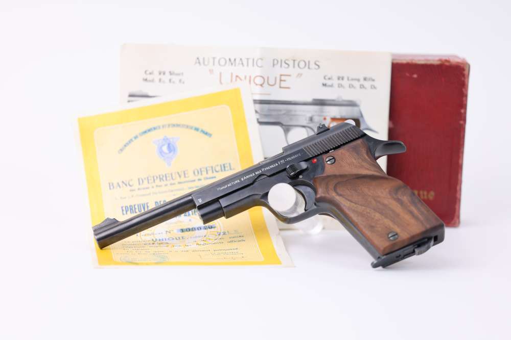 Unique D6 .22lr with factory box and manual made in France - Semi Auto ...