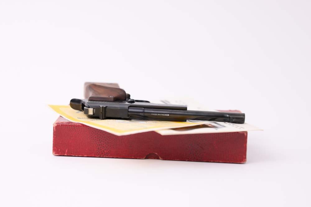 Unique D6 .22lr with factory box and manual made in France - Semi Auto ...