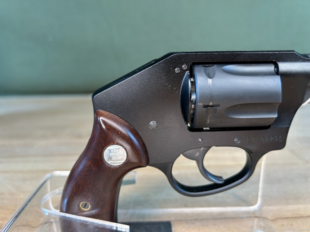 Charter Arms Off Duty Revolver .38 Special SPL 2" Like New In Box 5 ...