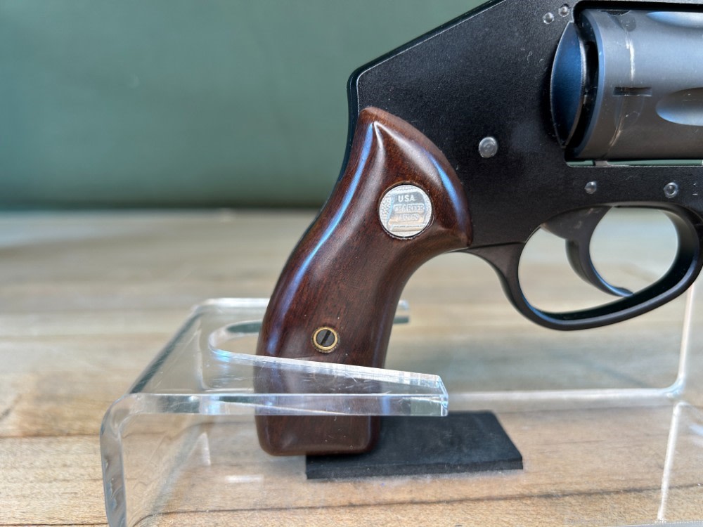 Charter Arms Off Duty Revolver .38 Special SPL 2" Like New In Box 5 ...