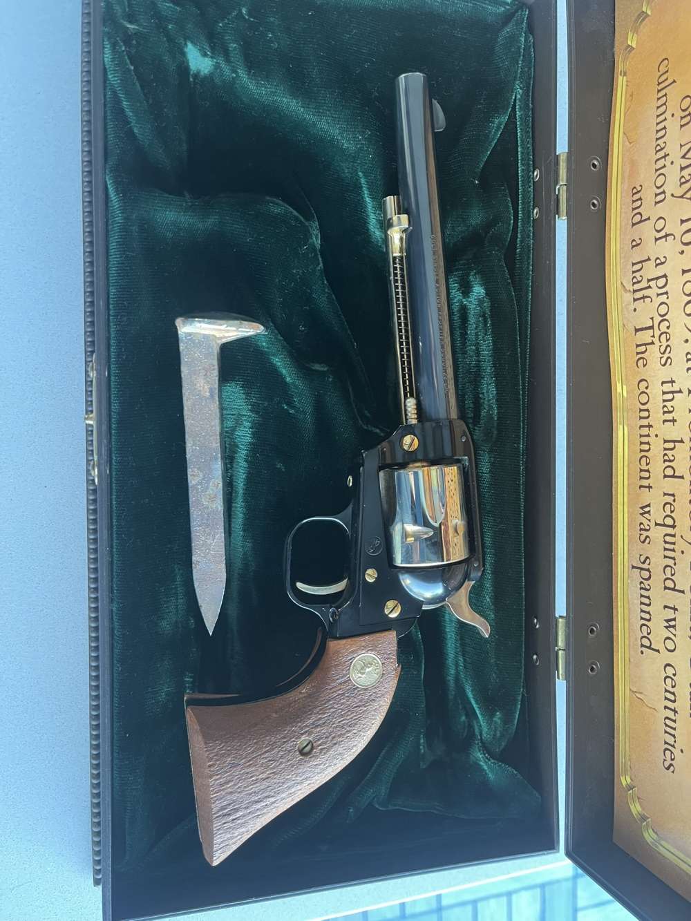 1969 COLT Frontier Scout Golden Spike un-fired - Commemorative Guns at ...