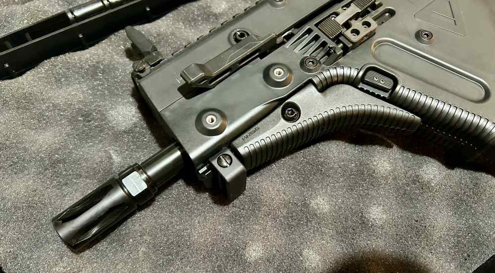 KRISS VECTOR SDP, Gen II, Pistol, Semi-auto .45 ACP with Extras! - Semi Auto Pistols at ...