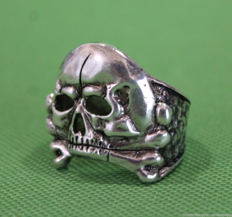 German WWII Waffen SS Officers Skull & Cross Bones Ring TP - WWI & WWII Collectibles at ...
