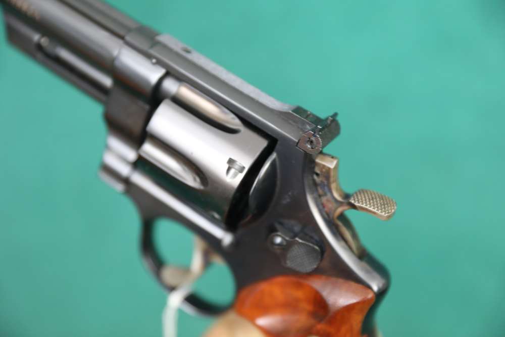 B6863 Smith and Wesson S&W 25-2 45 ACP in display case high condition ...