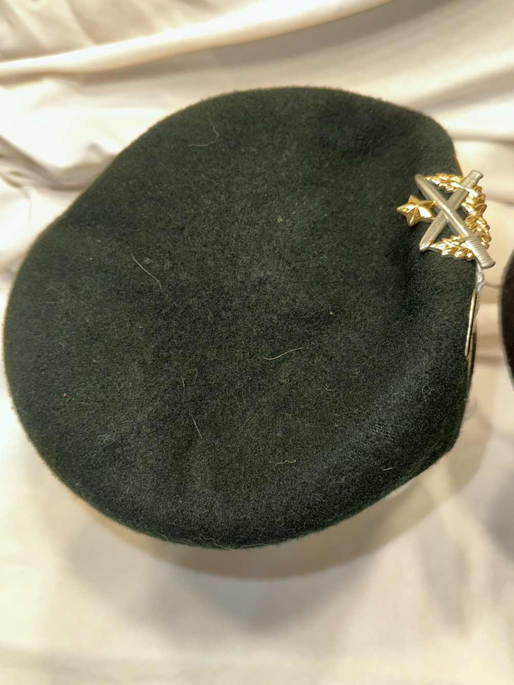 2 Vietnam War Berets Special Forces Ranger & Green Beret MAC SOG Many ...