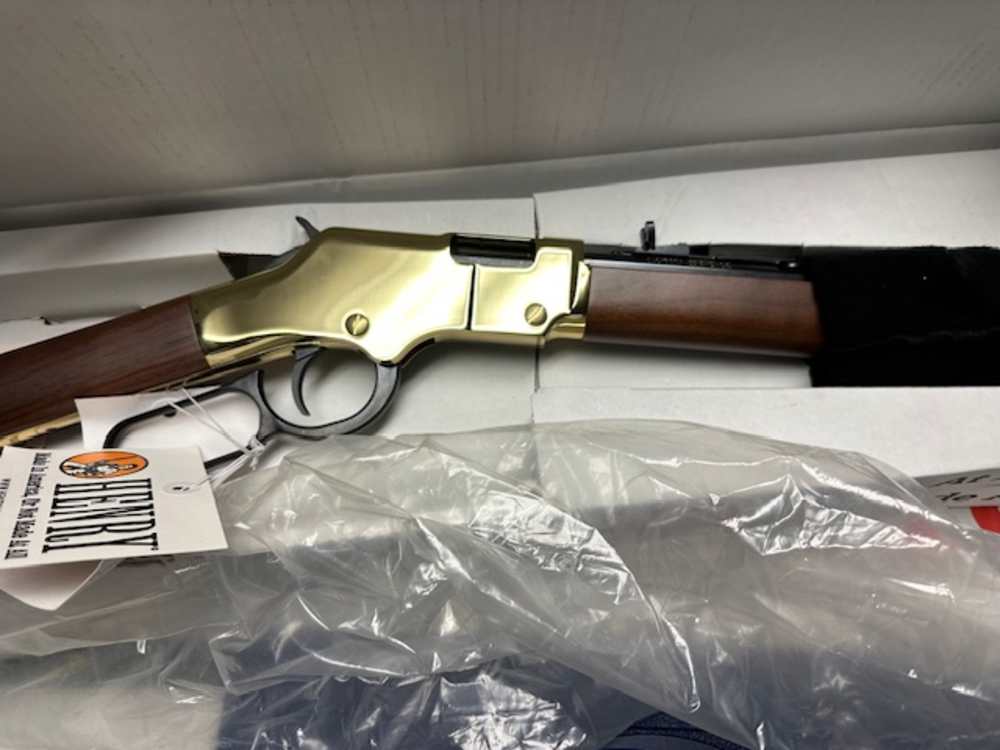 Henry H004 Golden Boy lever action, 22 LR with 20" Octagon barrel ...