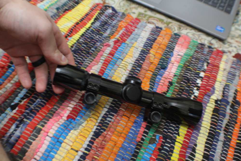 Bushnell 2-6x Trophy pistol/scout scope. Made in Japan - Scopes at ...