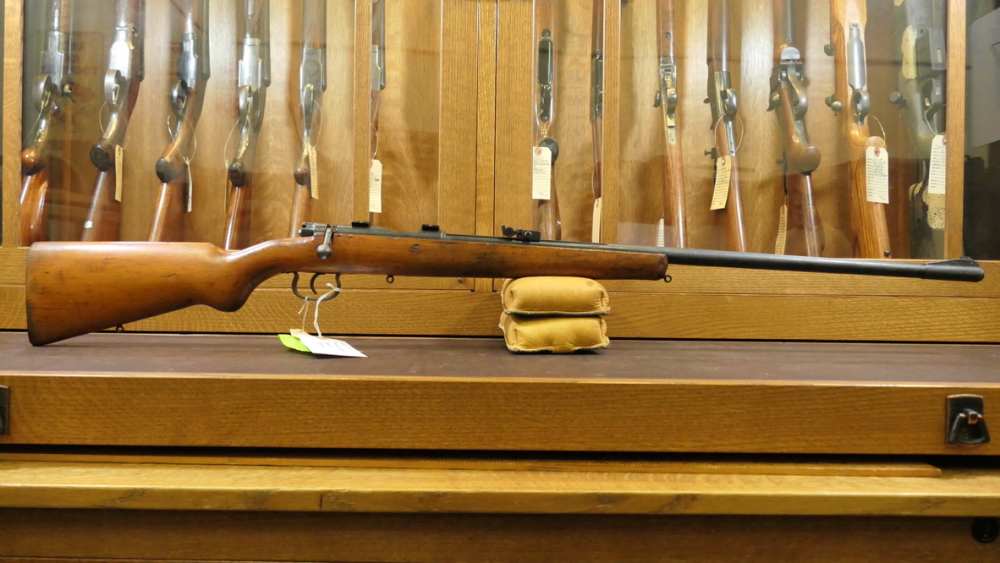 UMC Cugir (Mauser ES350 Variant) – .22 LR – SN# 15935 – 27" Barrel .01 ...