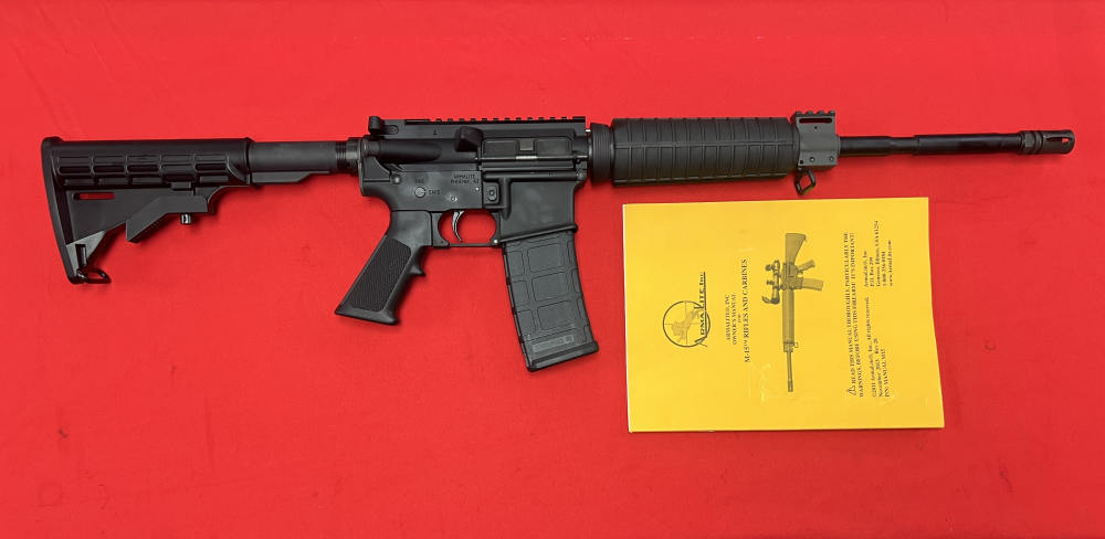 ARMALITE M15 AR-15 rifle 5.56x45mm NATO black flat-top adj. stock 1 ...