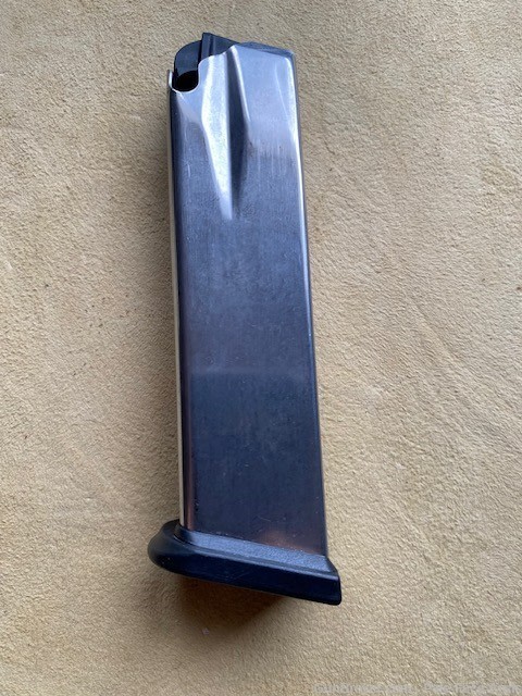 Springfield XDM .40 16 Round Factory Magazine-USED - Pistol Magazines ...