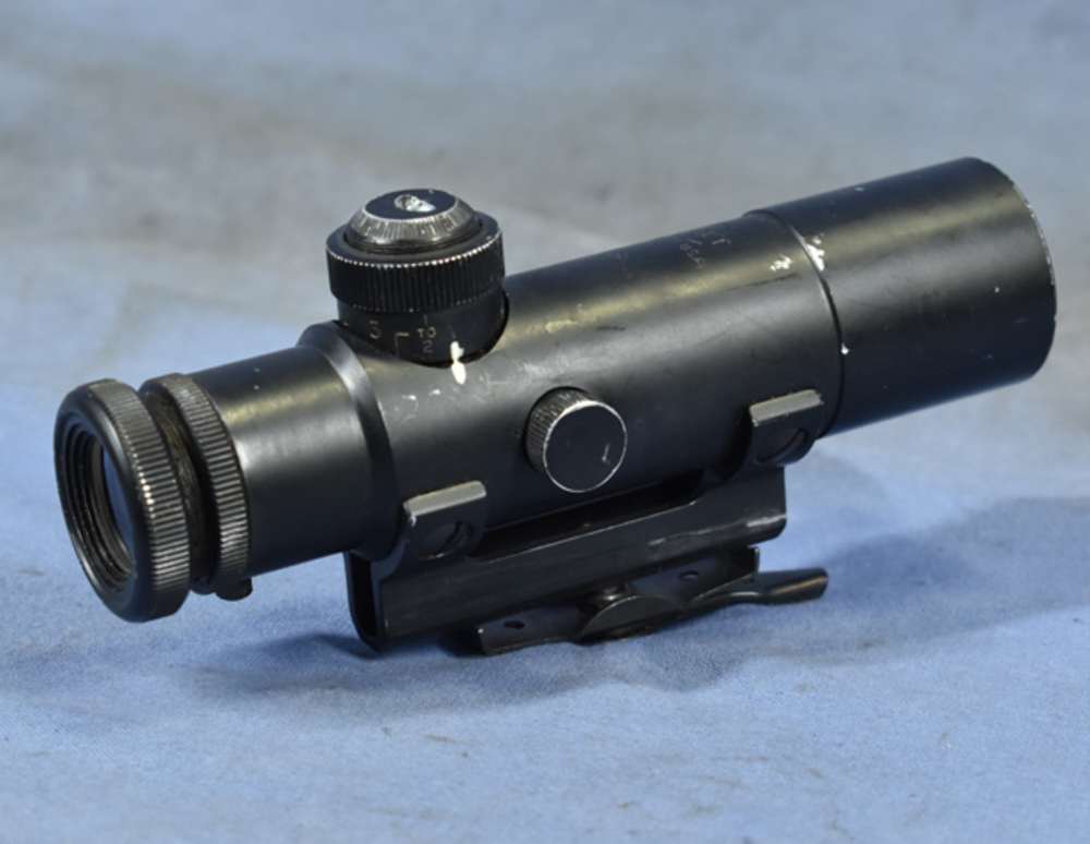 COLT AR-15 CARRY HANDLE MOUNTED SCOPE [MADE IN USA] - Scopes at ...