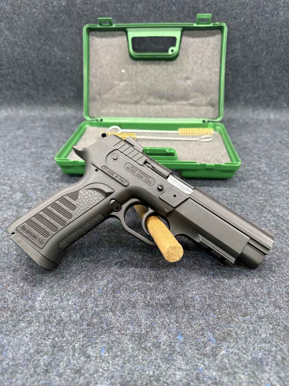 EAA Witness 9mm with orig box and 5 extra mags - Semi Auto Pistols at ...