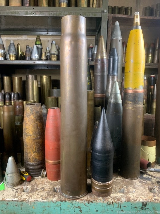 US 76mm M339 APT round for M32 tank gun of the M41 Walker Bulldog ...