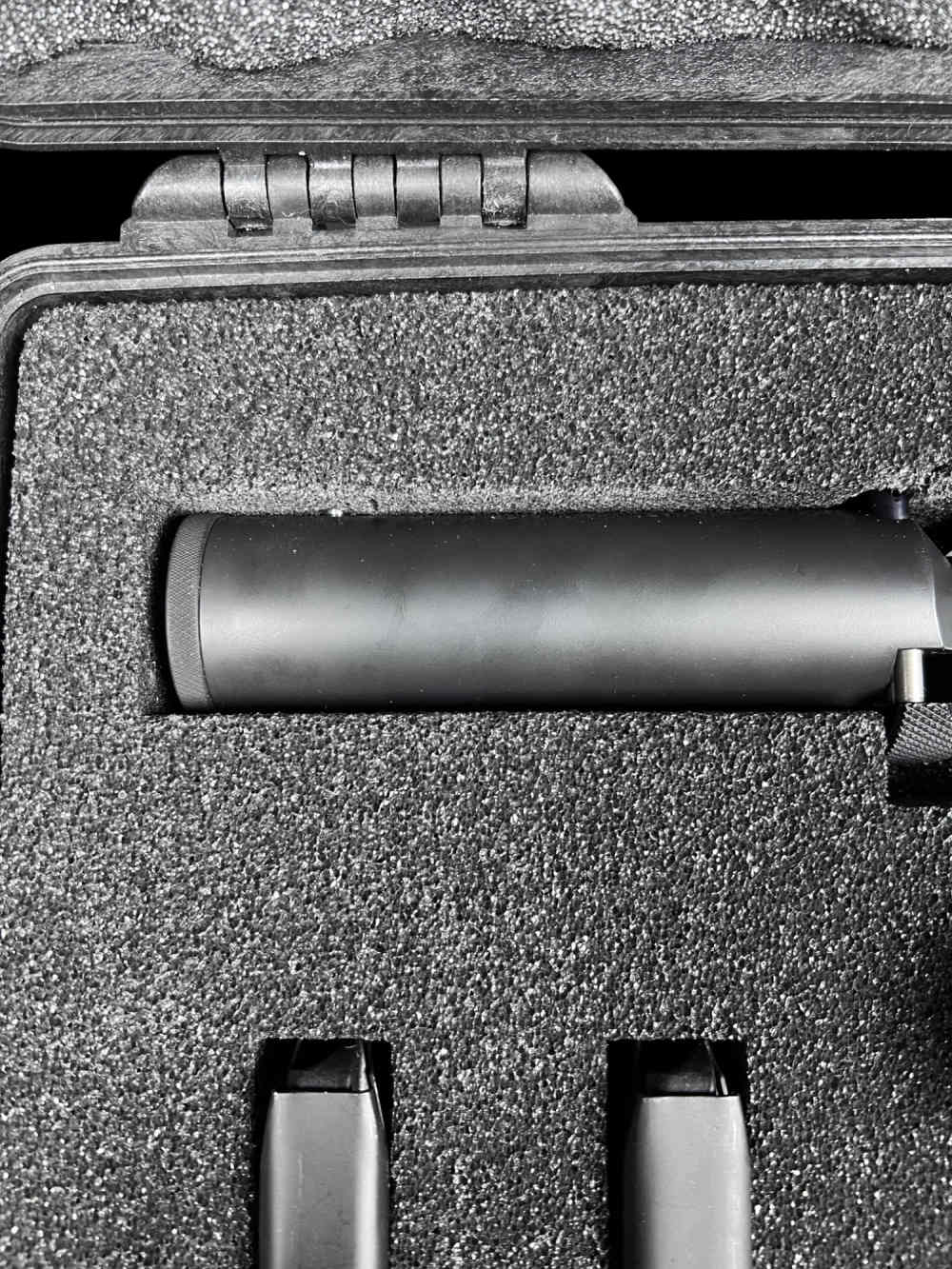 Extremely Rare 1 of 10 Knights Armament Co Vault Release XM9 Hush Puppy ...