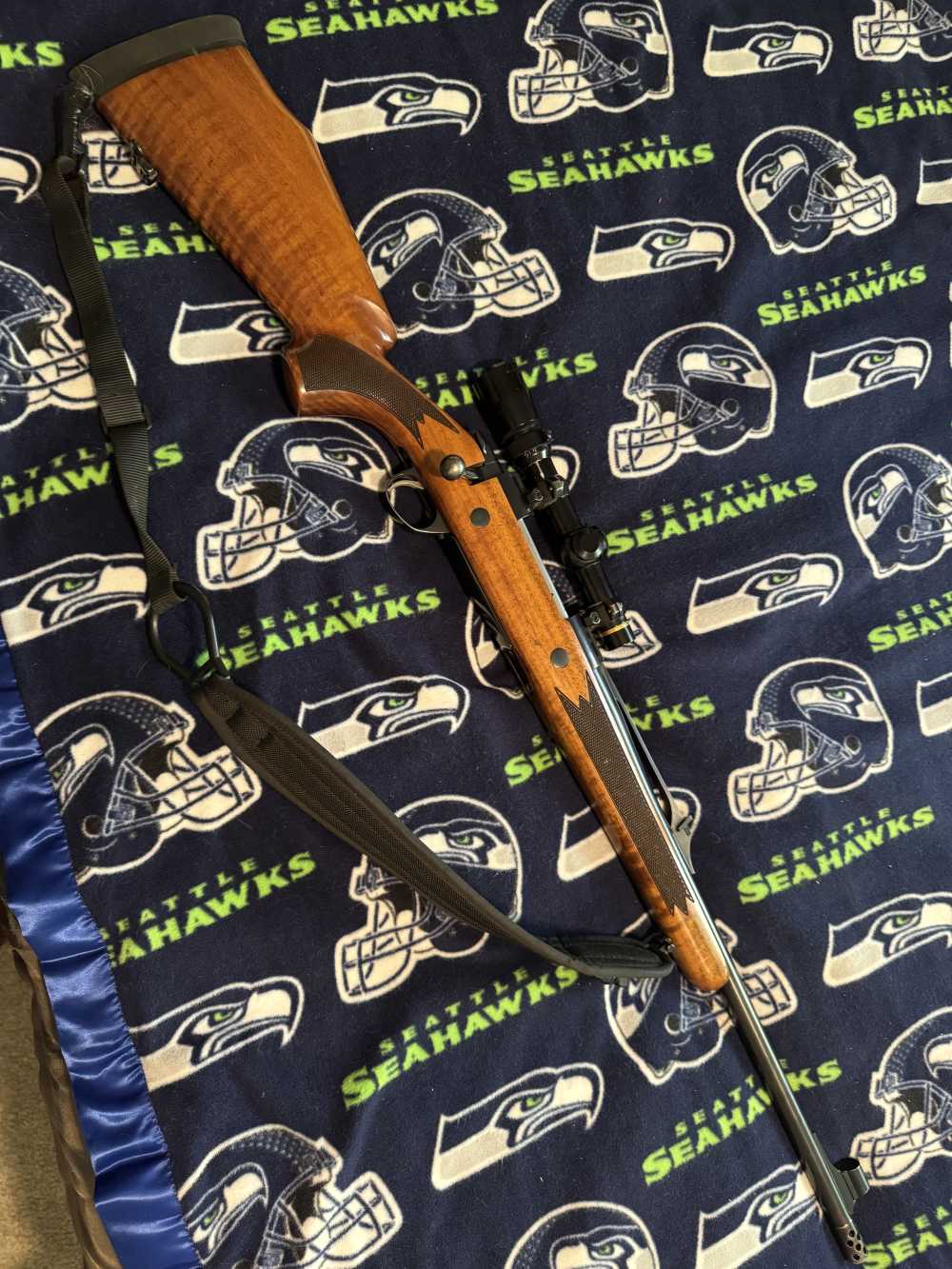 Sako AV Battue 338 Win Mag WM Leupold 1.5-5 + 81 ammo - Bolt Action ...