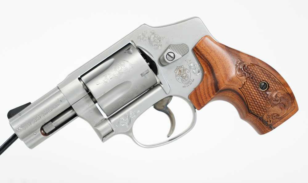 Smith and Wesson S&W Model 640 357 mag engraved wood grips *USED ...