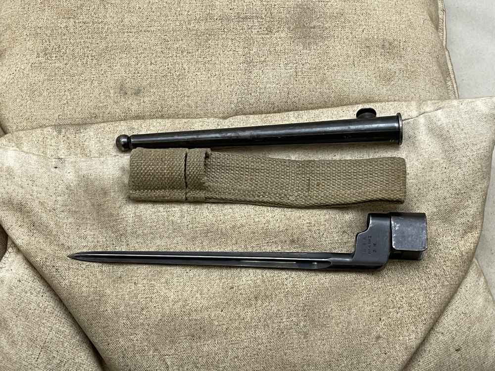 British Spike Bayonet No 4 Mk I by Singer Mfg - Collectible Knives at ...